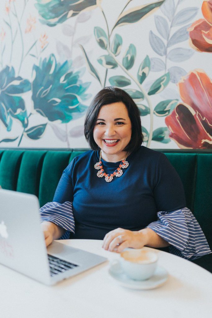 My Five Favorite Beauty Products with Jen Cowan | Simply Stine